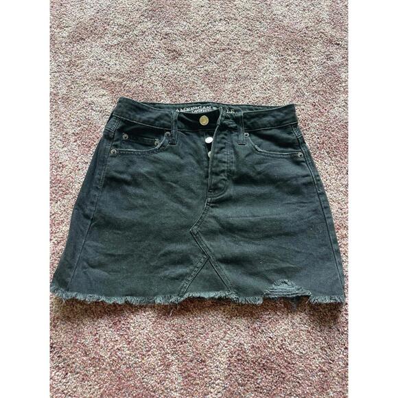 American Eagle Black Skirt